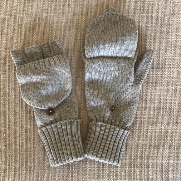 J. Crew | Accessories | J Crew Gloves Mittens Gray Ae629 One Size ...